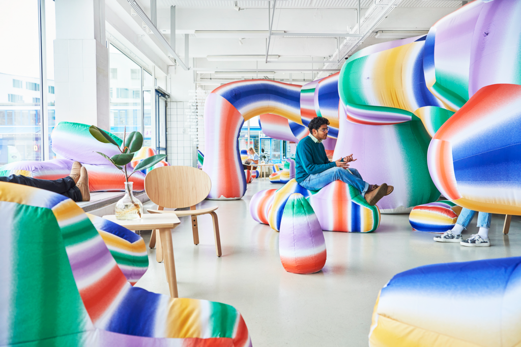 A playground for everyday experiments - What Design Can Do
