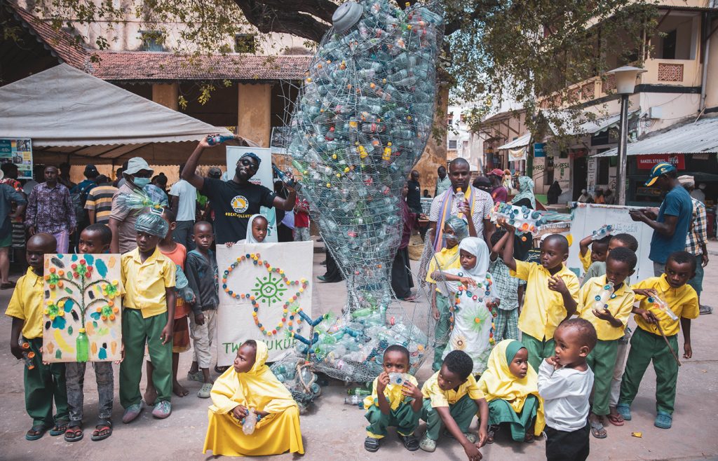 Meet the ‘plastic revolutionaries’ of Kenya and Uganda - What Design Can Do